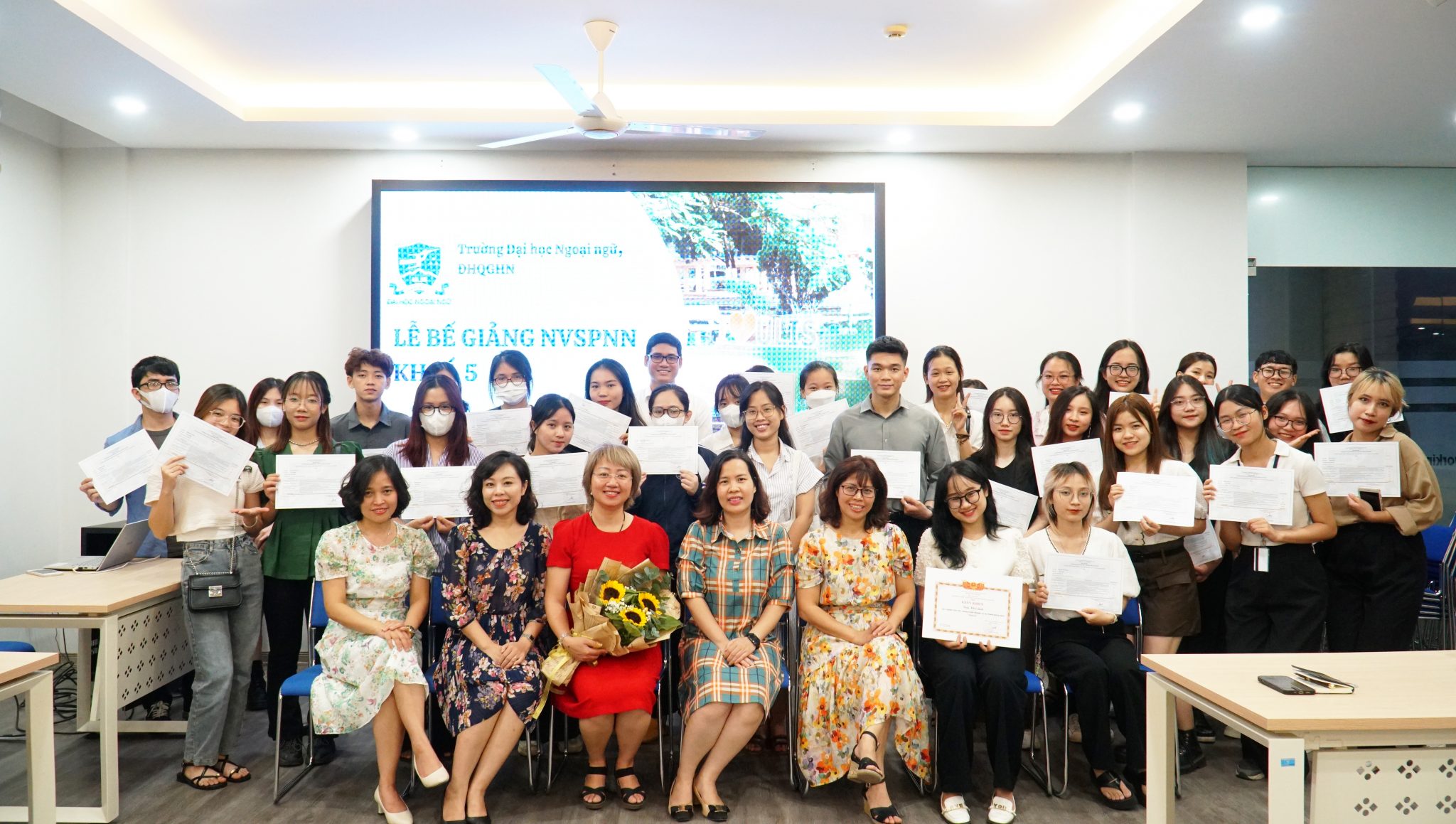Closing 5th course of Foreign Language Pedagogy for ULIS students ...