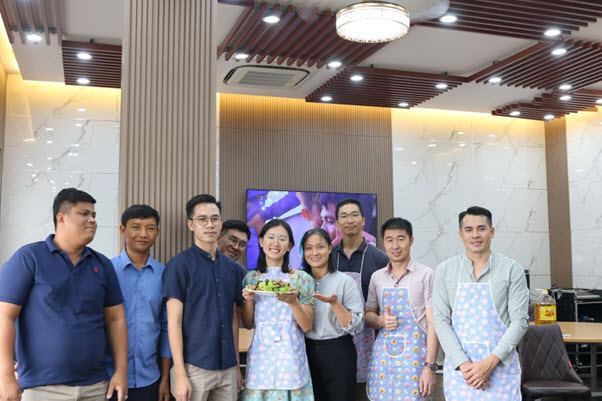 International students cook traditional Vietnamese dishes – University ...