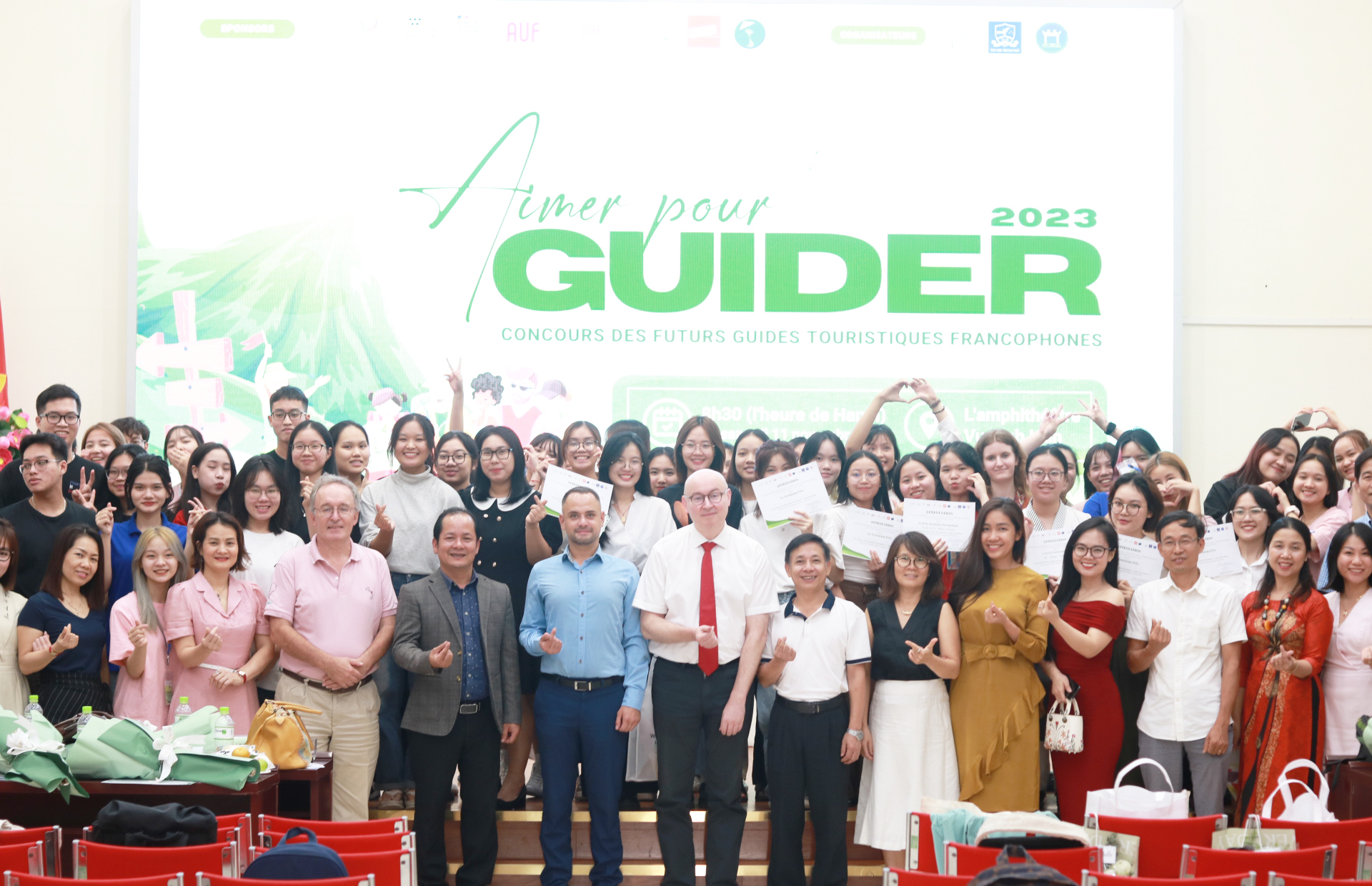 Final of 3rd “Aimer pour guider” young French tour guide contest ...