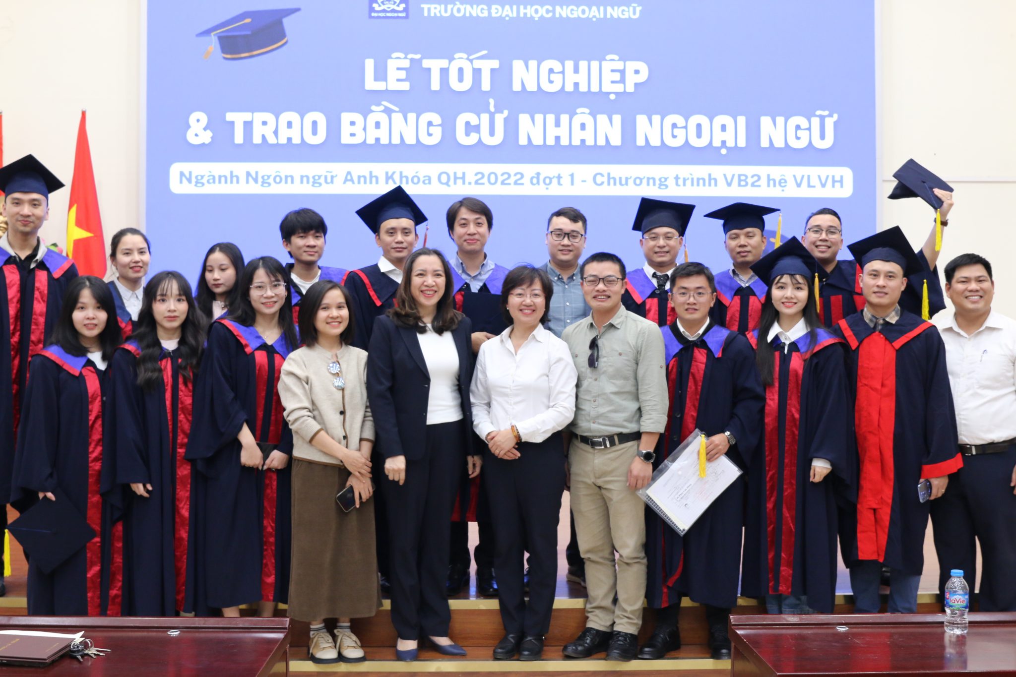 Commencement for QH.2022 students of in-service program in English ...